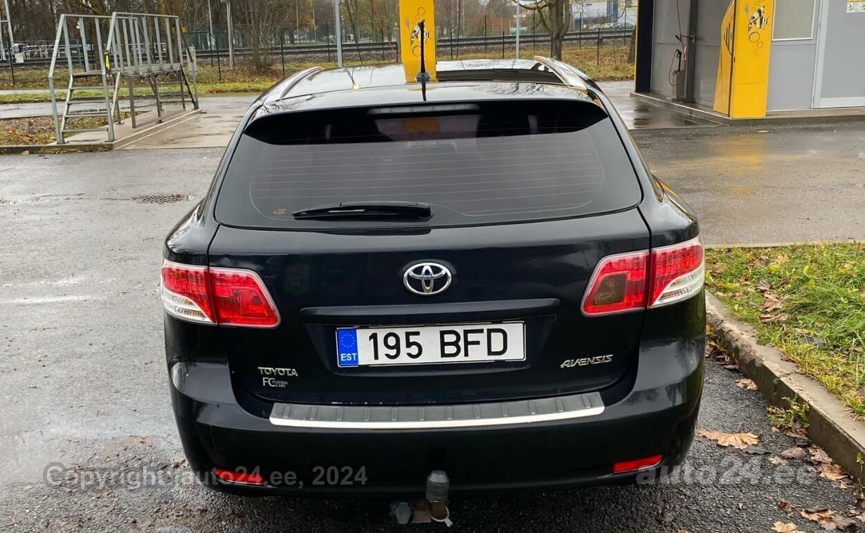 Toyota Avensis 2.0 93kW - auto24.ee