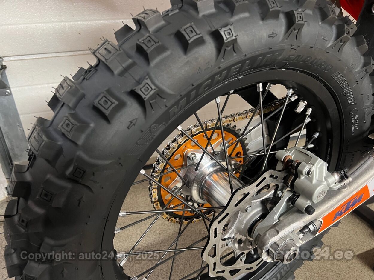 KTM 300 EXC CHAMPION EDITION 2025 - auto24.lv