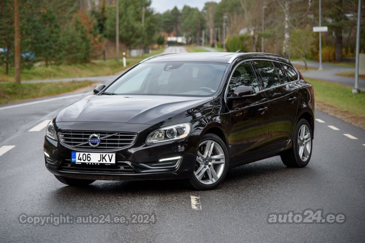 Volvo V60 SUMMUM AWD TWIN ENGINE PLUG IN HYBRID FACELIFT 2.4 D6 158kW auto24.ee