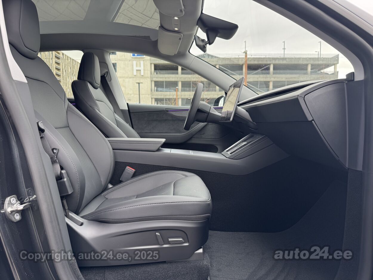 Tesla Model Y Juniper Dual Motor Long Range 378kW - auto24.ee
