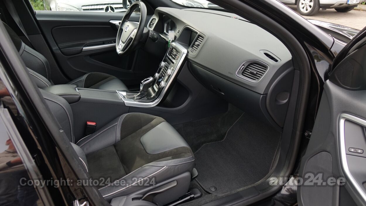 Volvo V60 D4 R-DESIGN EDITION 2.0 140kW - auto24.ee