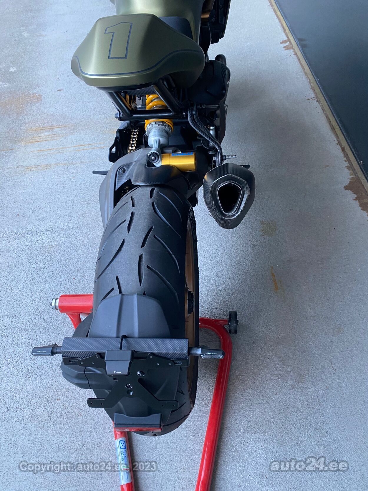 Ducati Monster 1200 Radical L2 103kW - auto24.ee