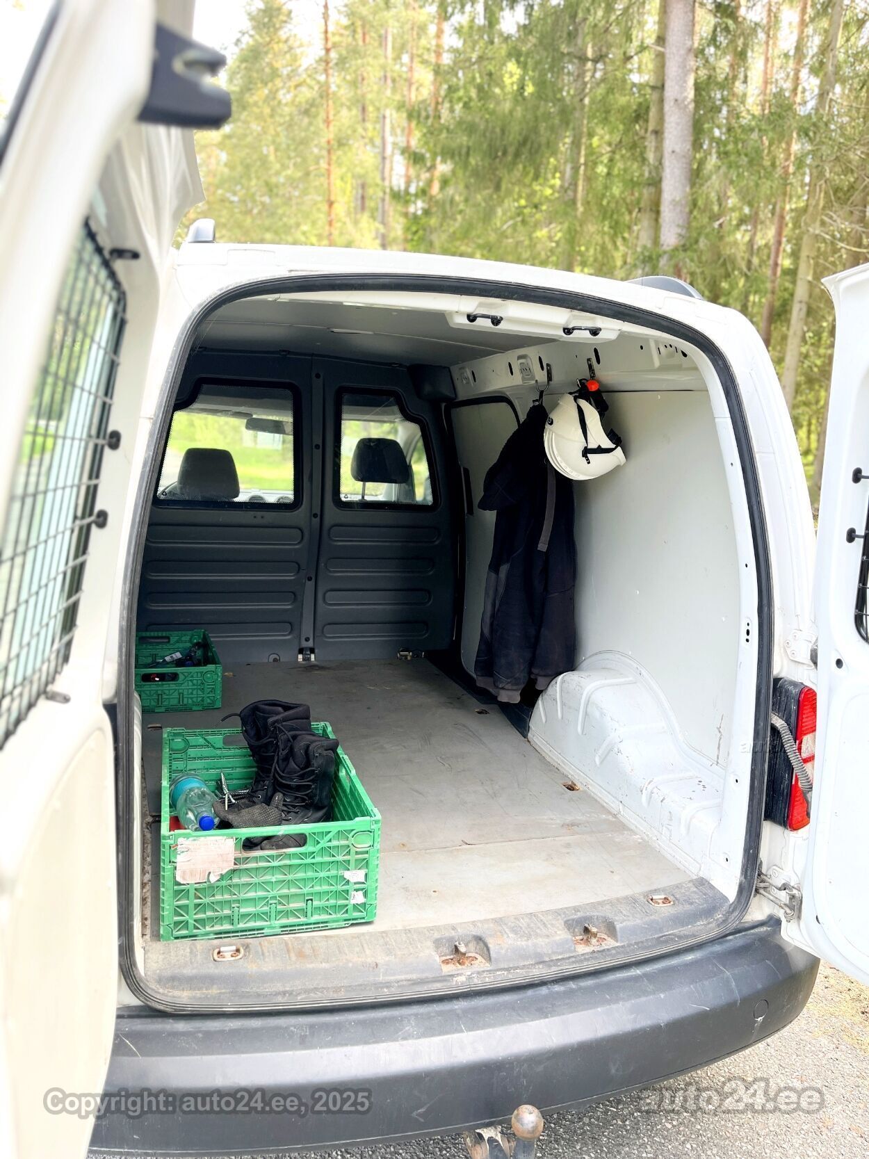 Volkswagen Caddy Long 2.0 103kW - auto24.ee