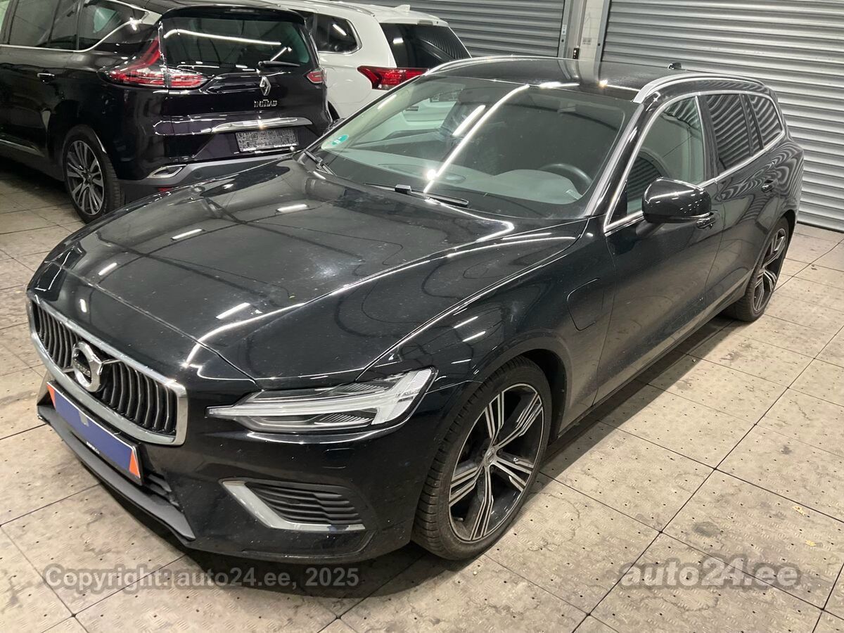 Volvo V60 T6 Plug in Hybrid Inscription Expression AWD 2.0 251kW auto24.ee