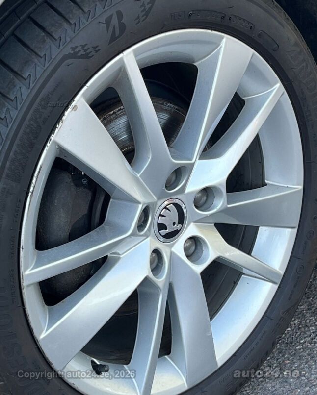 Skoda Octavia HB Elegance 1.4 FL TSI G-TEC 81kW - auto24.ee