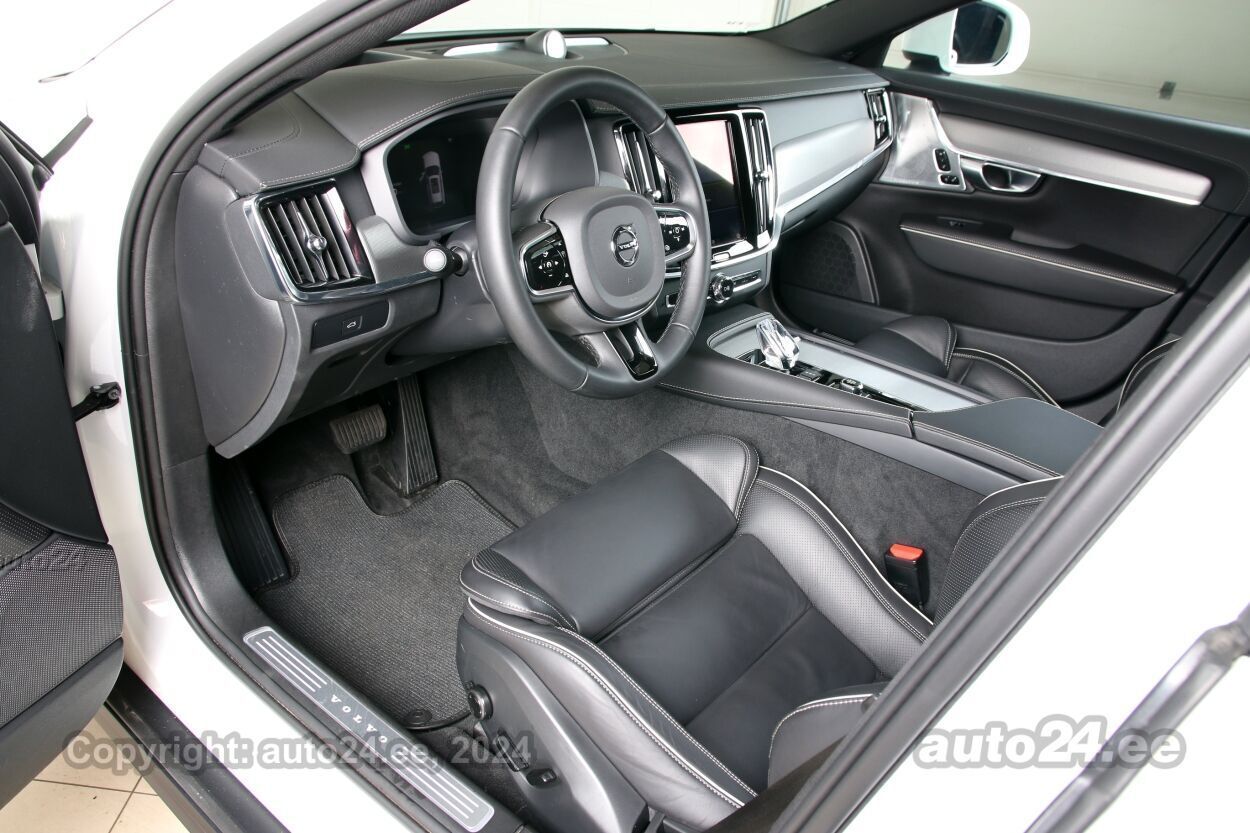 Volvo V90 Cross Country AWD ULTIMATE BRIGHT XENIUM FULL 2.0 B4 KERS ...