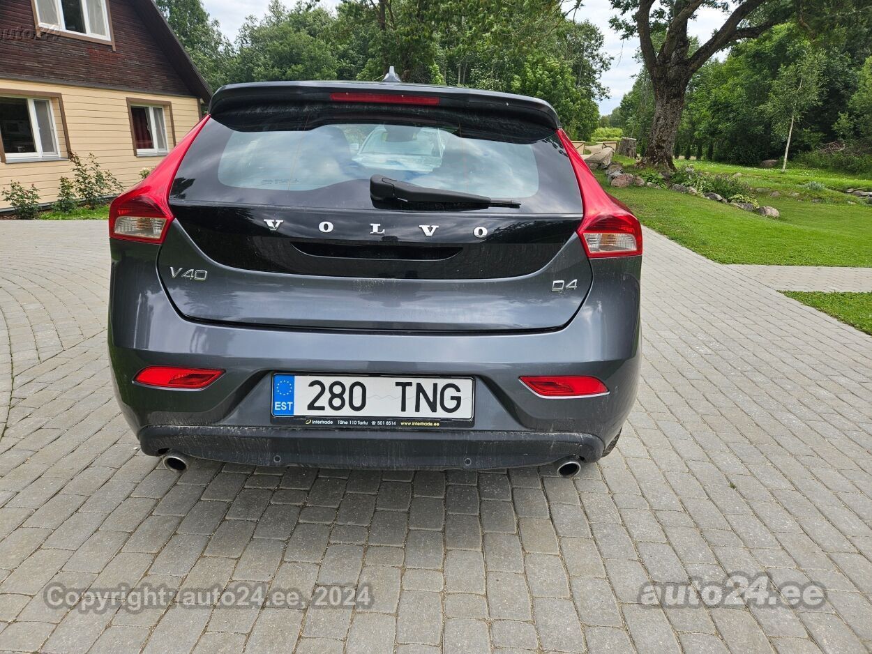 Volvo V40 2.0 130kW - auto24.ee