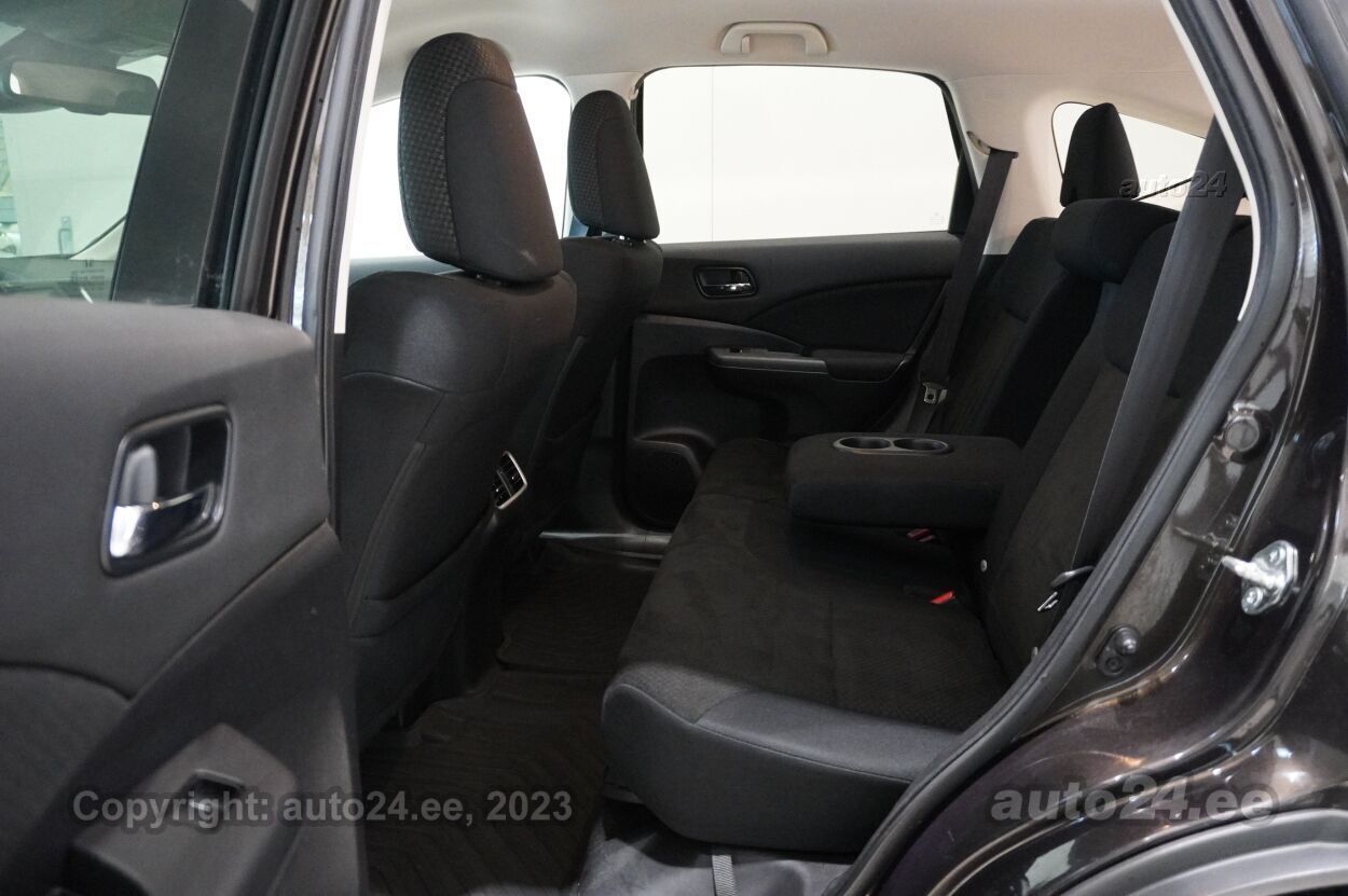Honda CR-V 2.0 114kW - auto24.lv