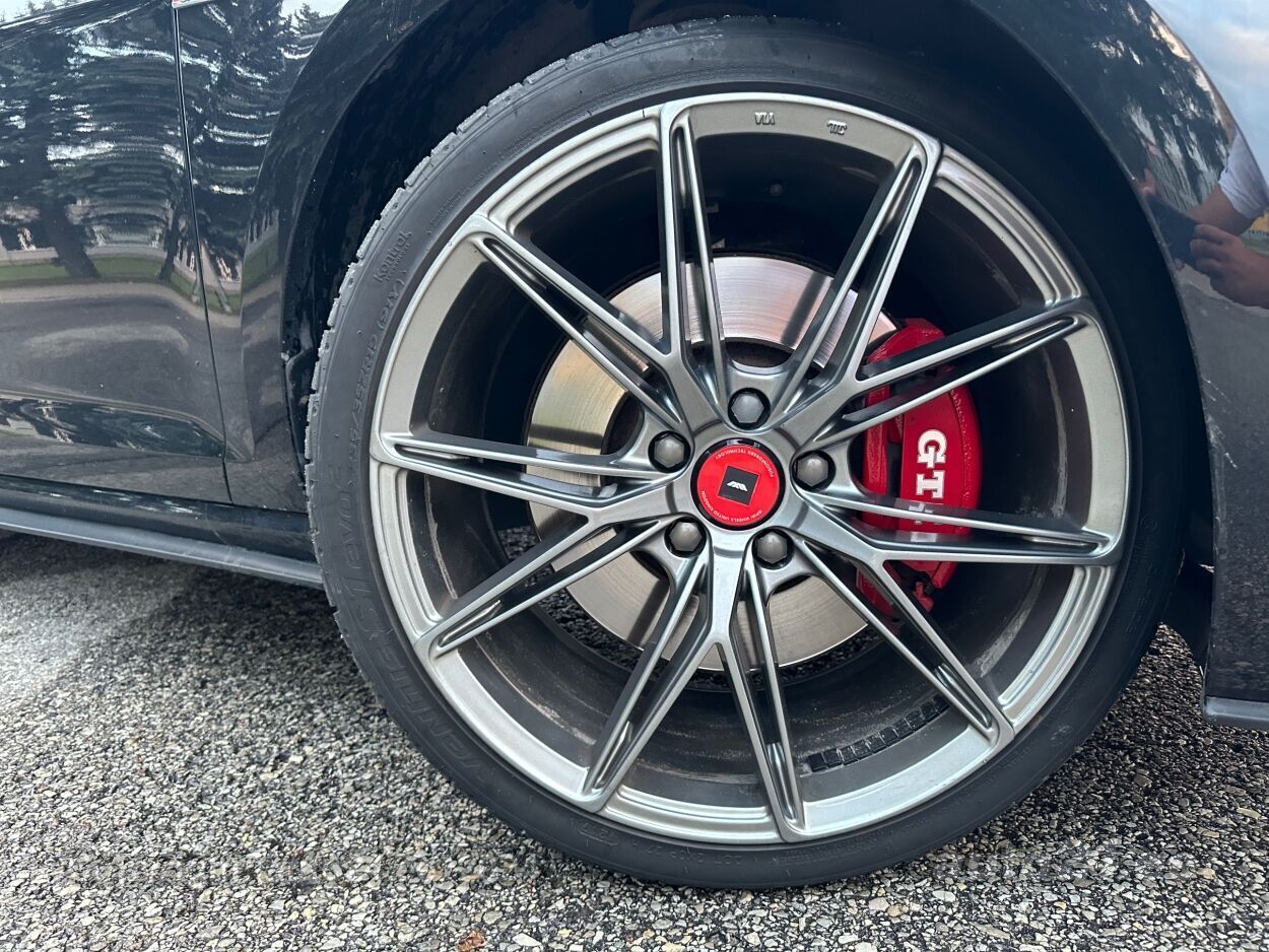 Volkswagen Golf GTI Performance Pack 2.0 169kW - auto24.ee