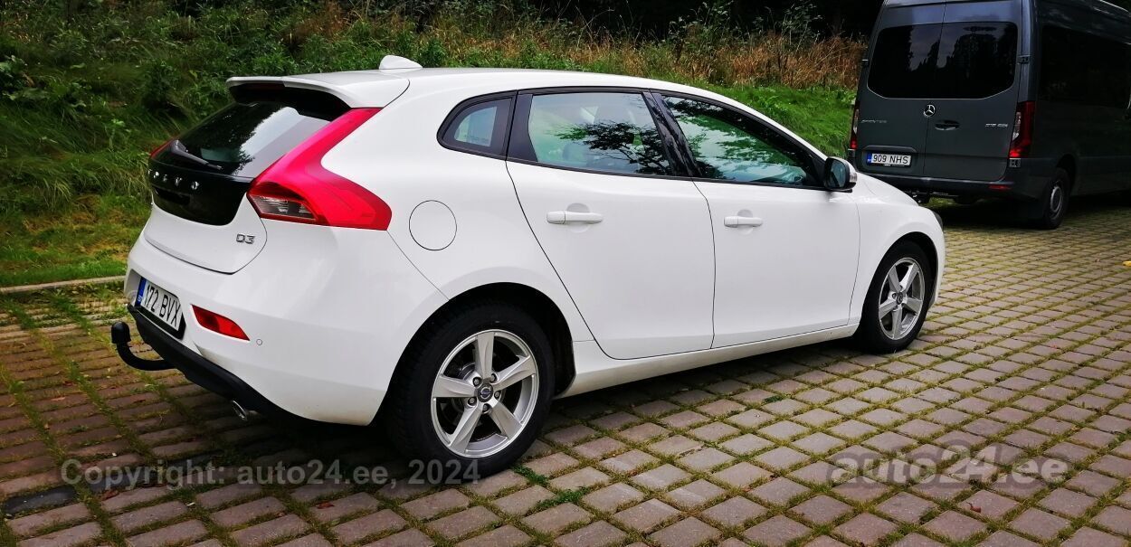 Volvo V40 2.0 r4 110kW - auto24.ee