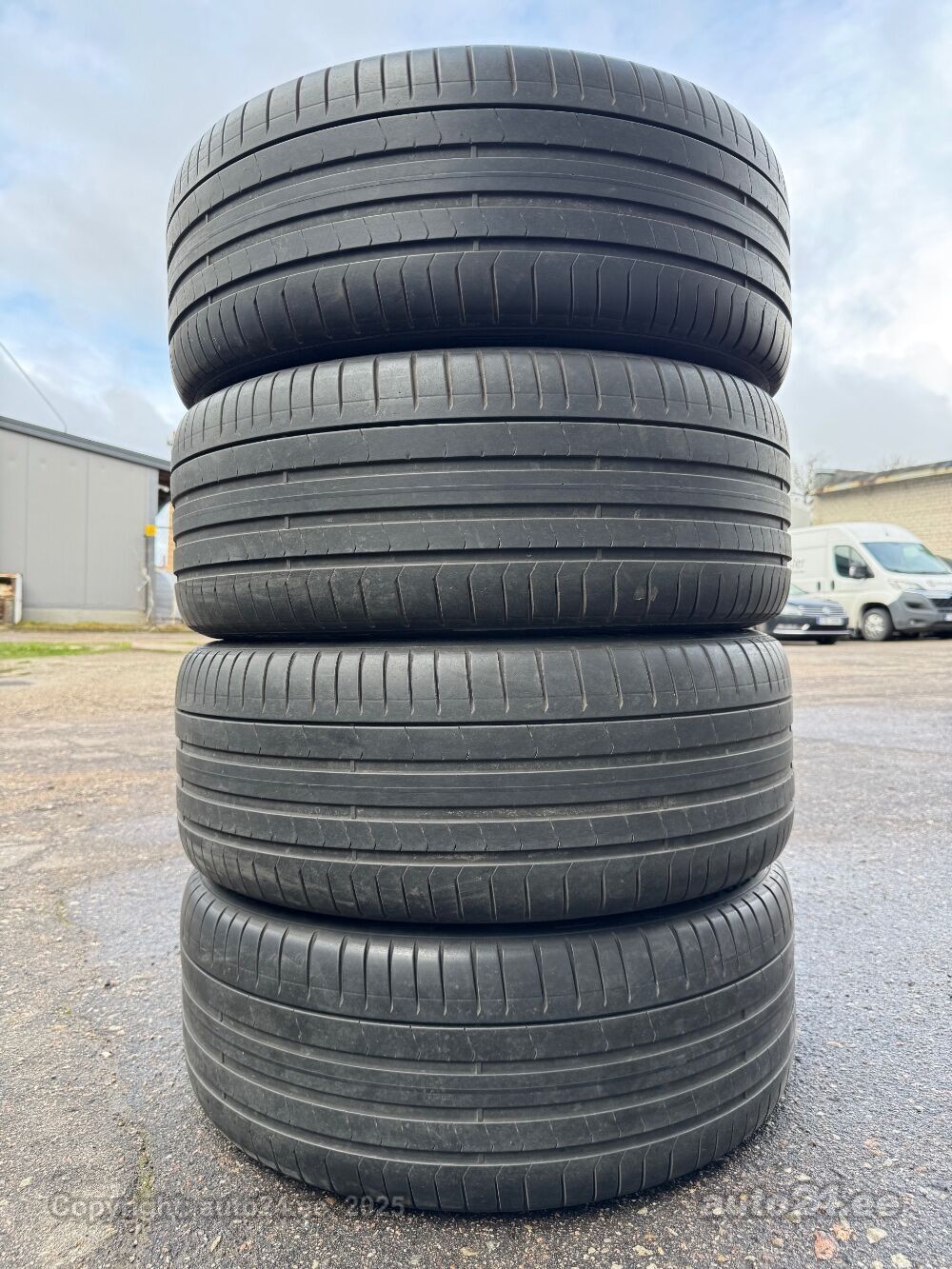 265/35R22 XC90 Ja XC60 Volvo Pirelli P Zero - Veljed + rehvid - auto24.ee